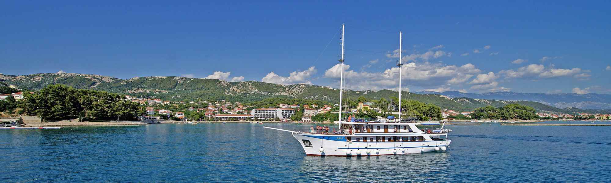 MS Aria | Premium Motorsegler | Kreuzfahrt ab/bis Rijeka