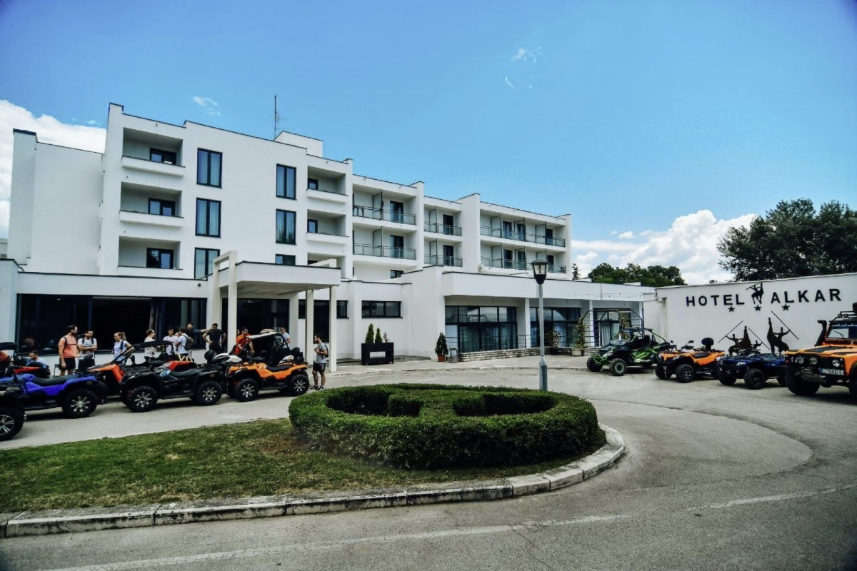 Kroatien Urlaub Hotels Ferienhäuser Kreuzfahrten - I.D. Riva Tours