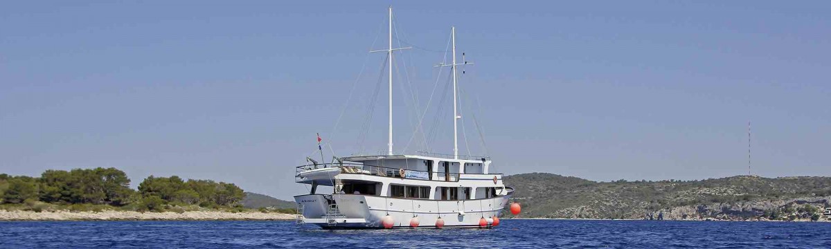 Kroatien Urlaub Hotels Ferienhäuser Kreuzfahrten - I.D. Riva Tours