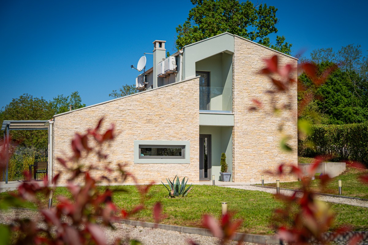 Villa Histria Hedonica in Zabrežani / Istrien