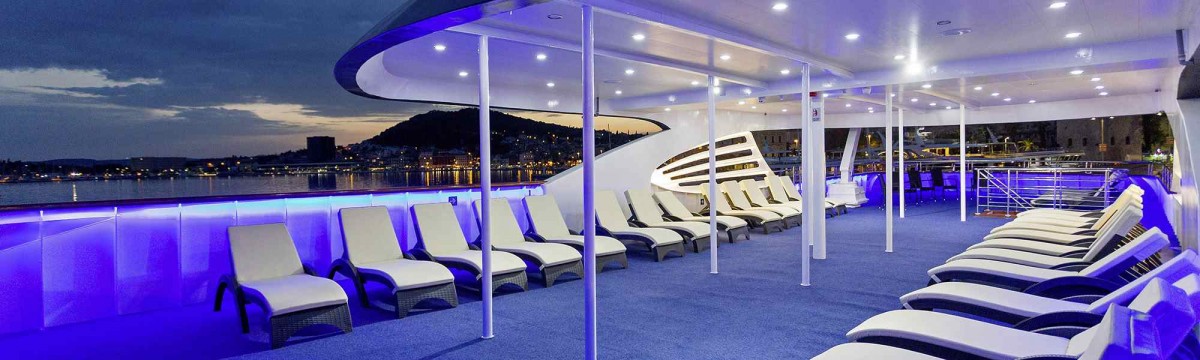 MY Solaris | Deluxe Motoryacht | Kreuzfahrt ab/bis Trogir